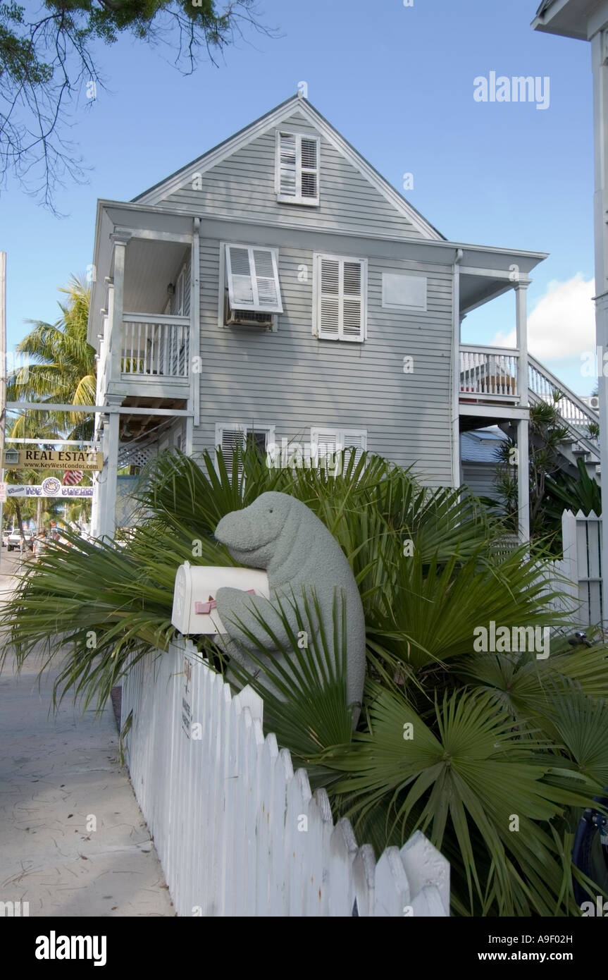 Manatee letter box -Fotos und -Bildmaterial in hoher Auflösung – Alamy