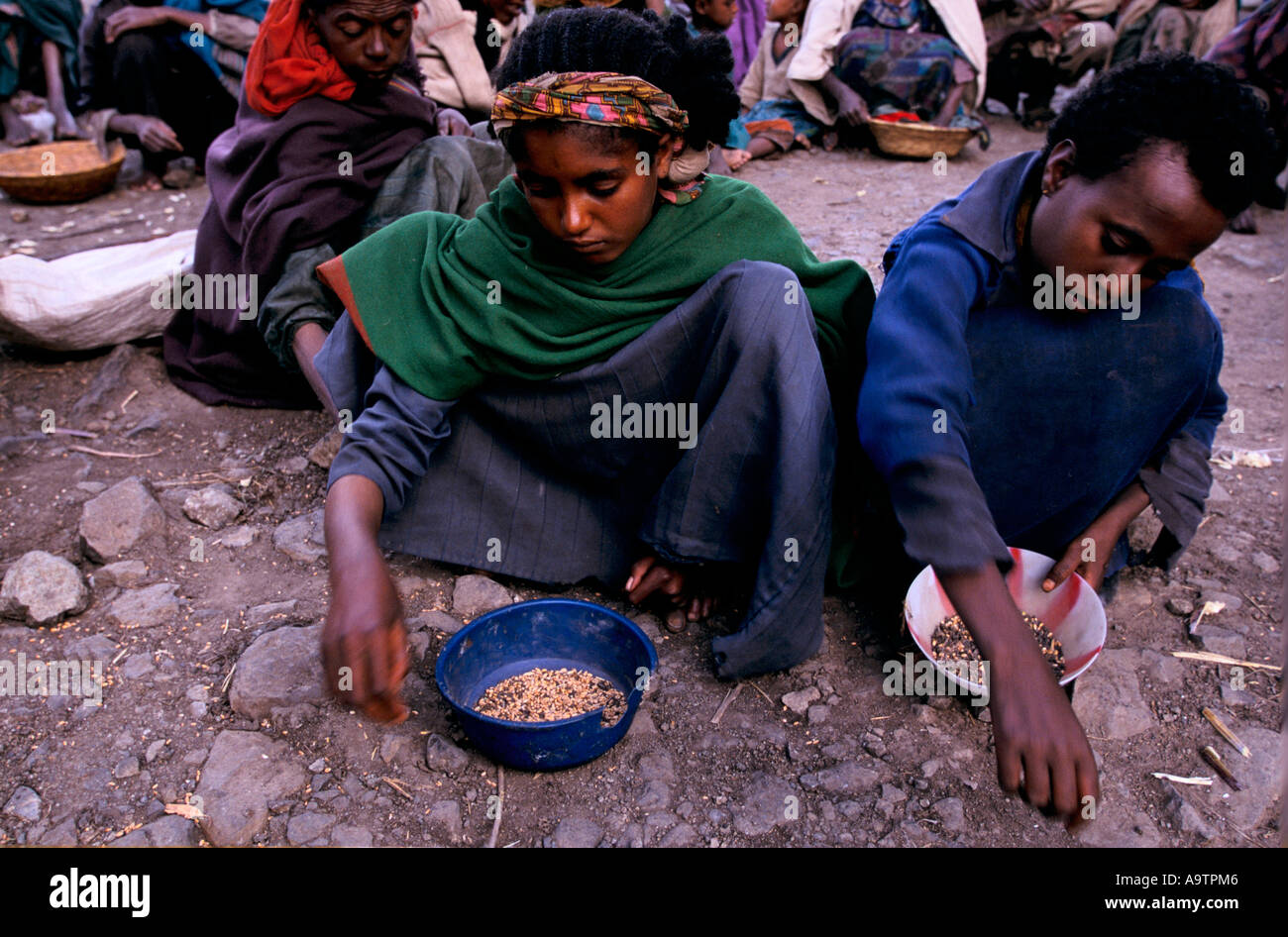 Hungernde Kinder Stockfotos und -bilder Kaufen - Alamy