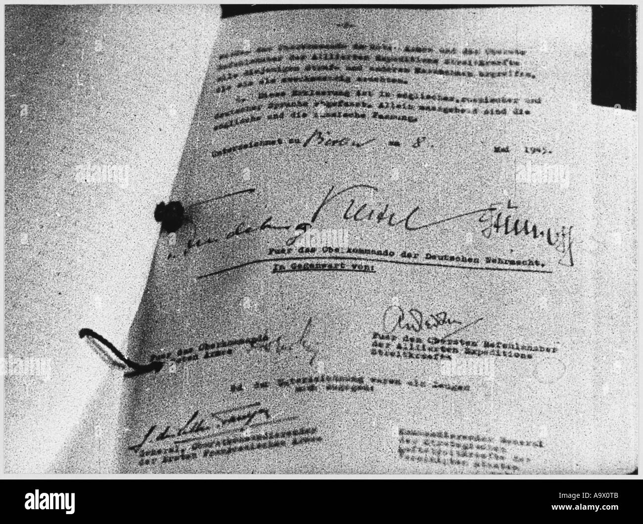 Kapitulation Deutschland 1945 Stockfotos und -bilder Kaufen - Alamy