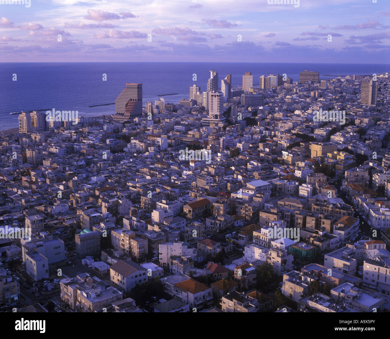 SKYLINE DER INNENSTADT VON TEL AVIV ISRAEL Stockfotografie - Alamy