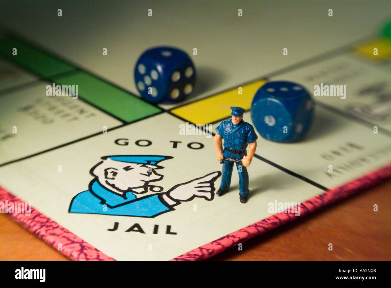 Go on a monopoly board game -Fotos und -Bildmaterial in hoher Auflösung ...