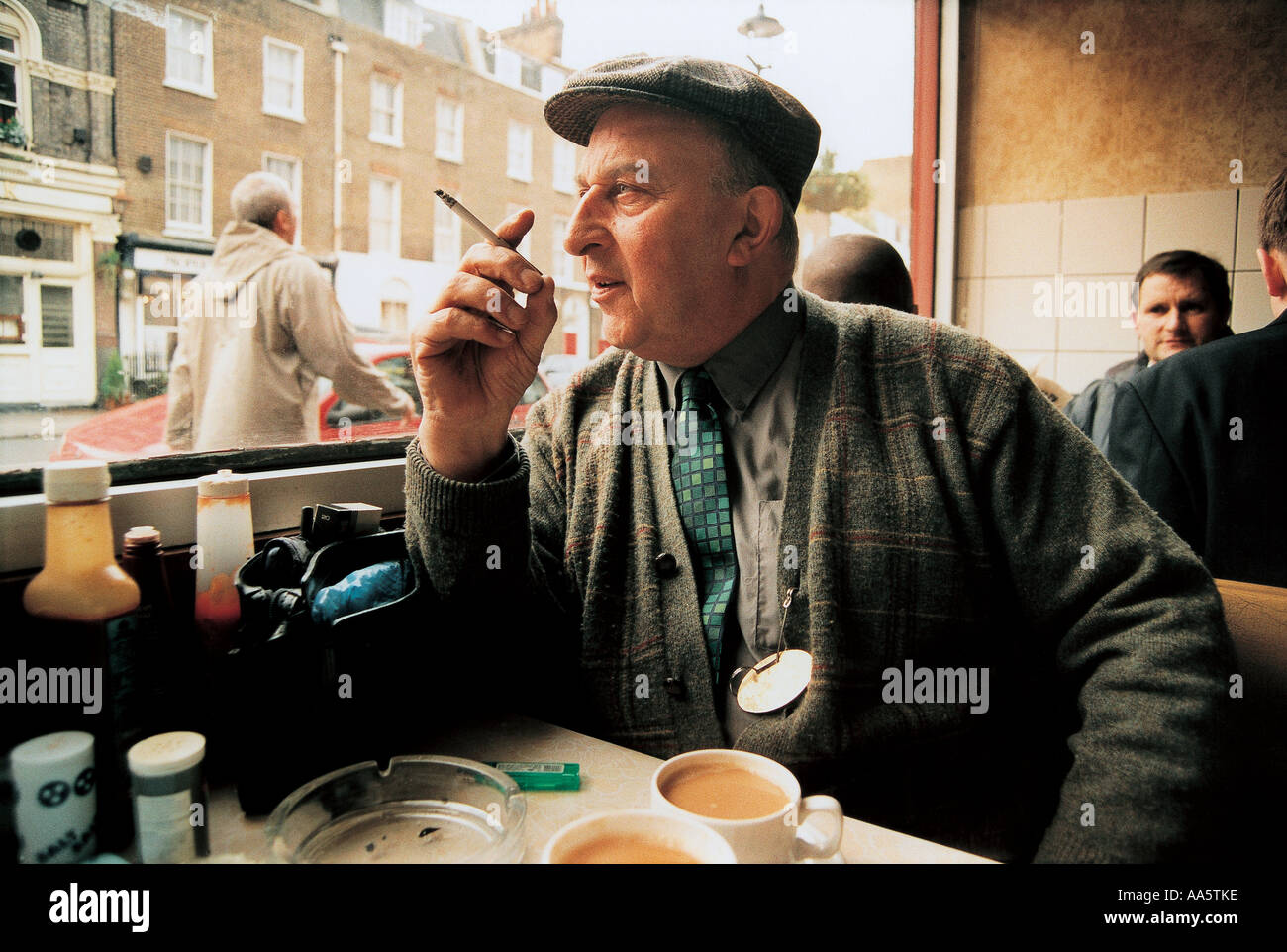 Taxi drivers cafe -Fotos und -Bildmaterial in hoher Auflösung – Alamy