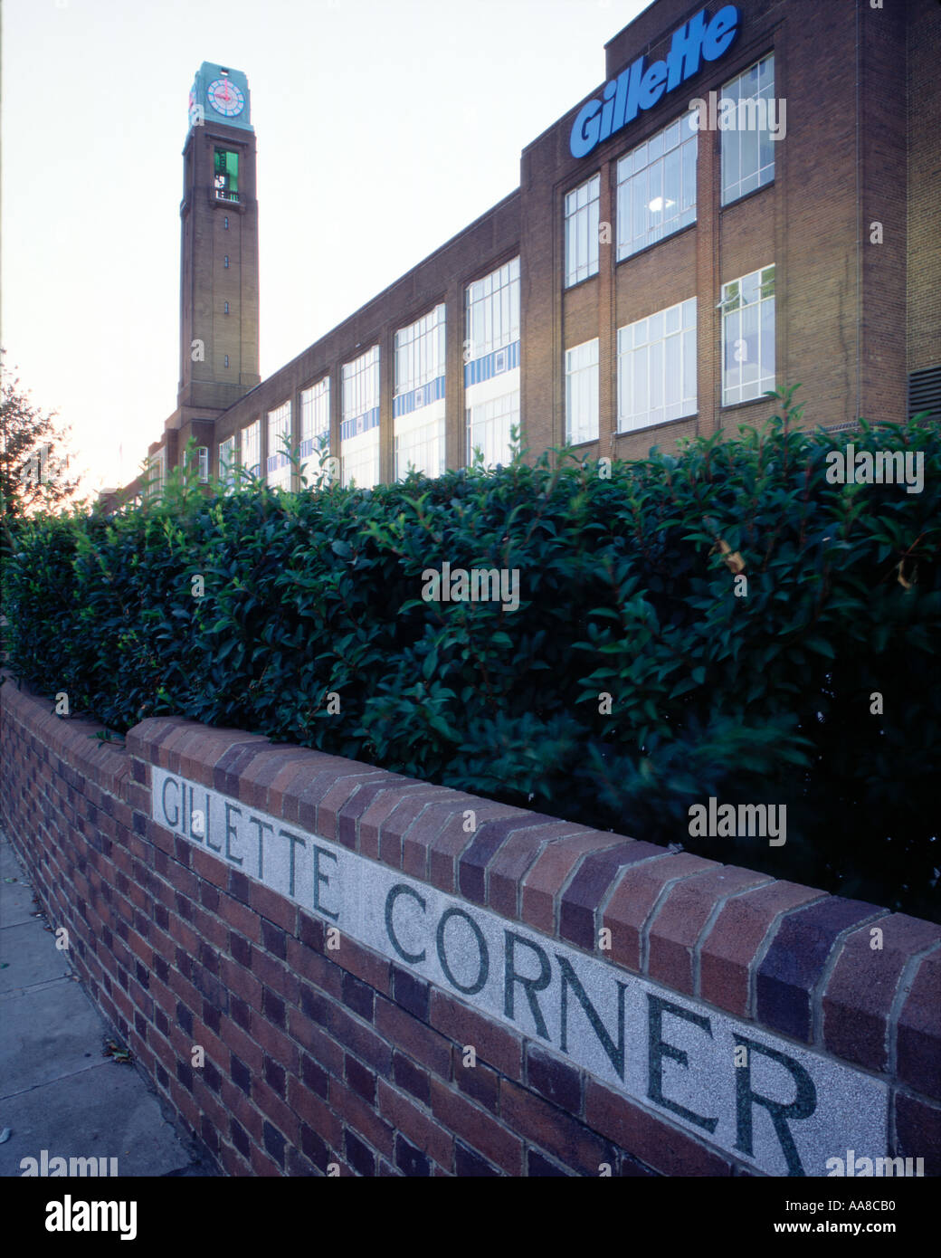 Gillette factory -Fotos und -Bildmaterial in hoher Auflösung – Alamy