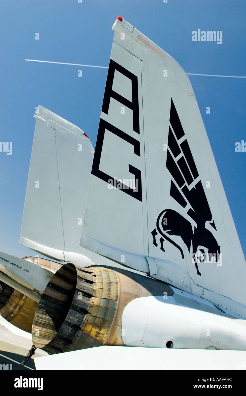 F 14 tomcat tail -Fotos und -Bildmaterial in hoher Auflösung – Alamy