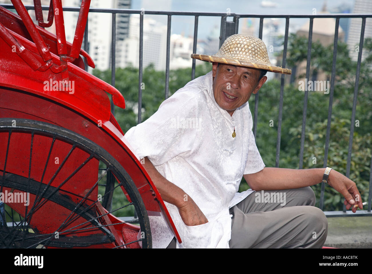 Kuli mann -Fotos und -Bildmaterial in hoher Auflösung – Alamy