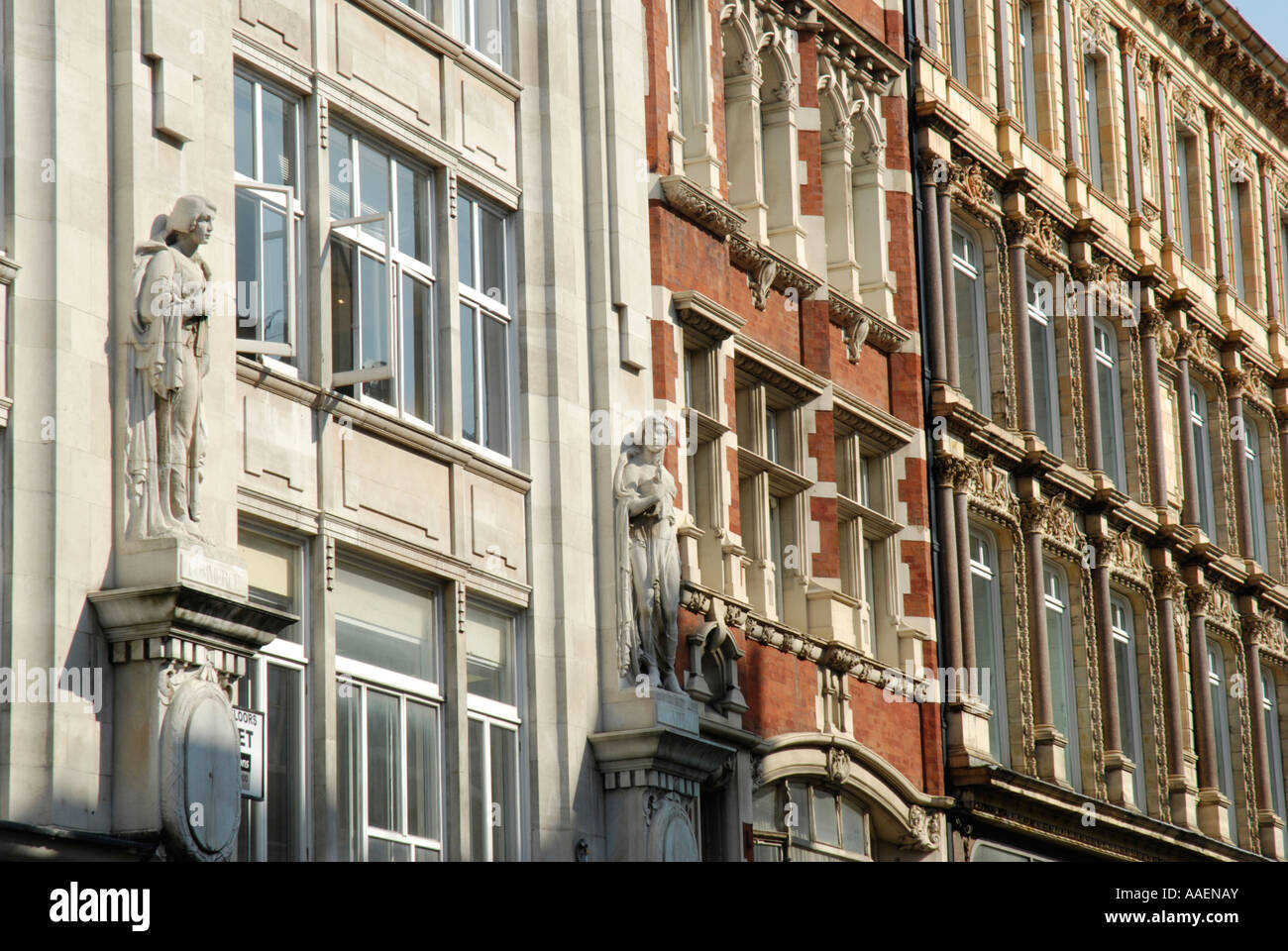 London architektur fassade -Fotos und -Bildmaterial in hoher Auflösung ...