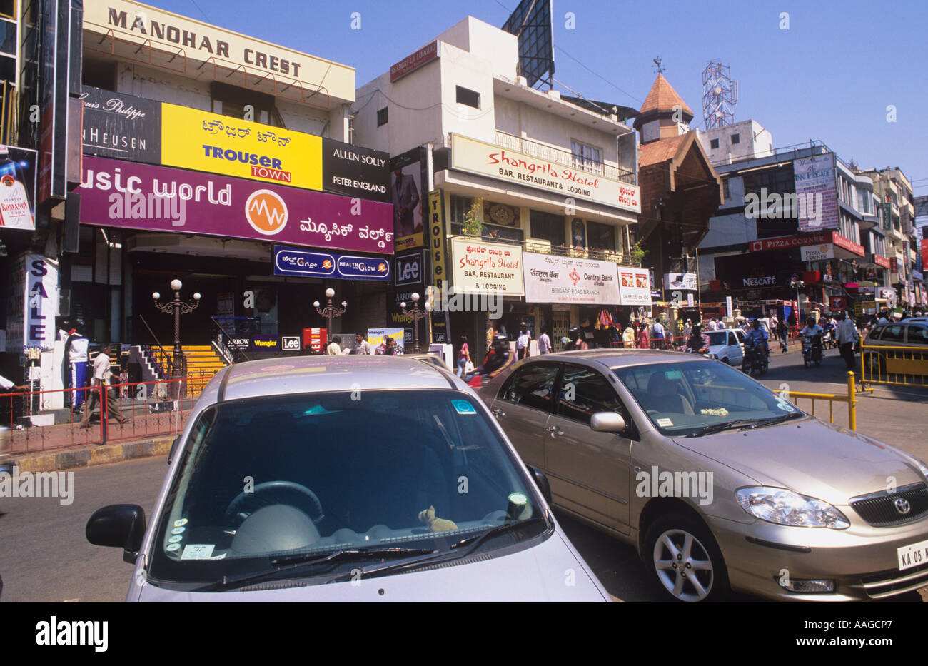 Brigade road bangalore -Fotos und -Bildmaterial in hoher Auflösung – Alamy
