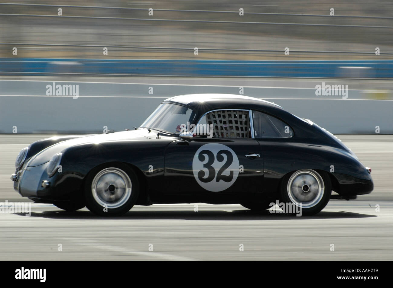 Historischer porsche rennfahrer -Fotos und -Bildmaterial in hoher ...