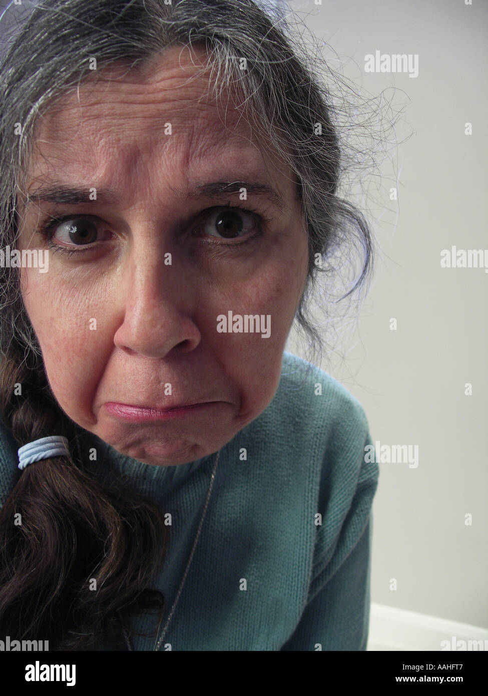 Traurige unglückliche elende trauer -Fotos und -Bildmaterial in hoher ...