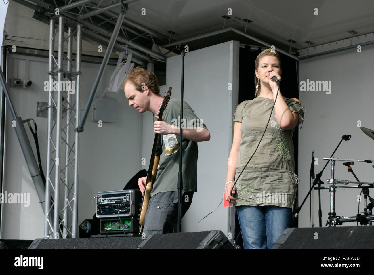 Moe band -Fotos und -Bildmaterial in hoher Auflösung – Alamy