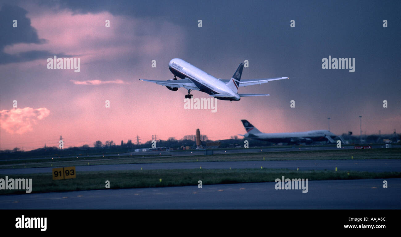 At heathrow airport -Fotos und -Bildmaterial in hoher Auflösung – Alamy
