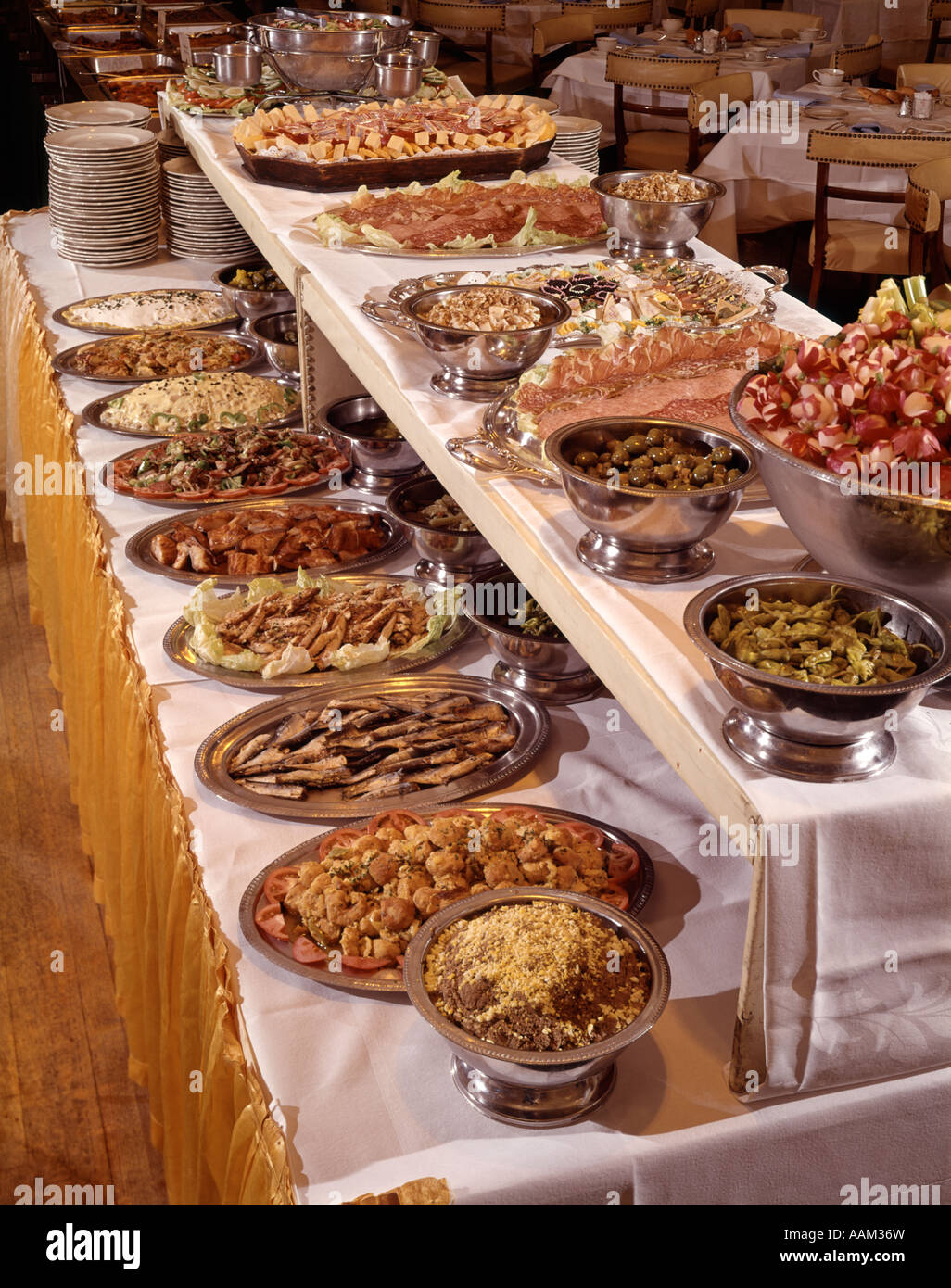 Nostalgia buffet nourishment warwick -Fotos und -Bildmaterial in hoher ...