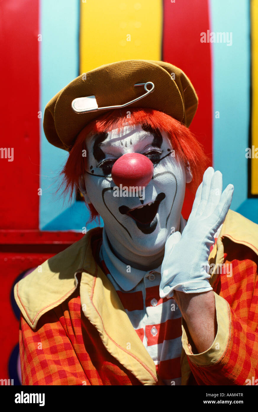 Circus clown -Fotos und -Bildmaterial in hoher Auflösung – Alamy