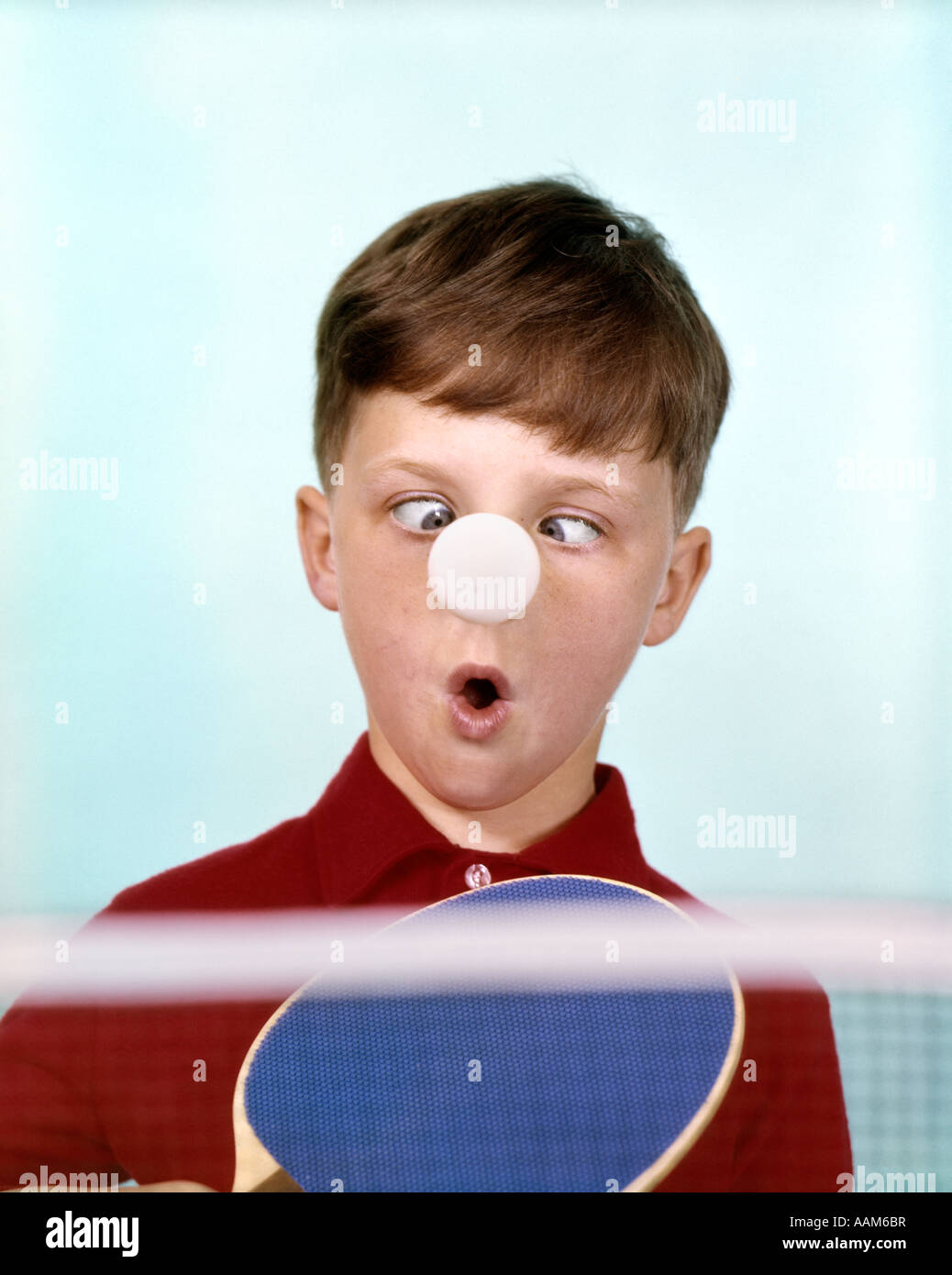 1970S 1960S NASE HUMOR LUSTIG CROSS-EYED BOY ROTES HEMD TISCHTENNISBALL ...