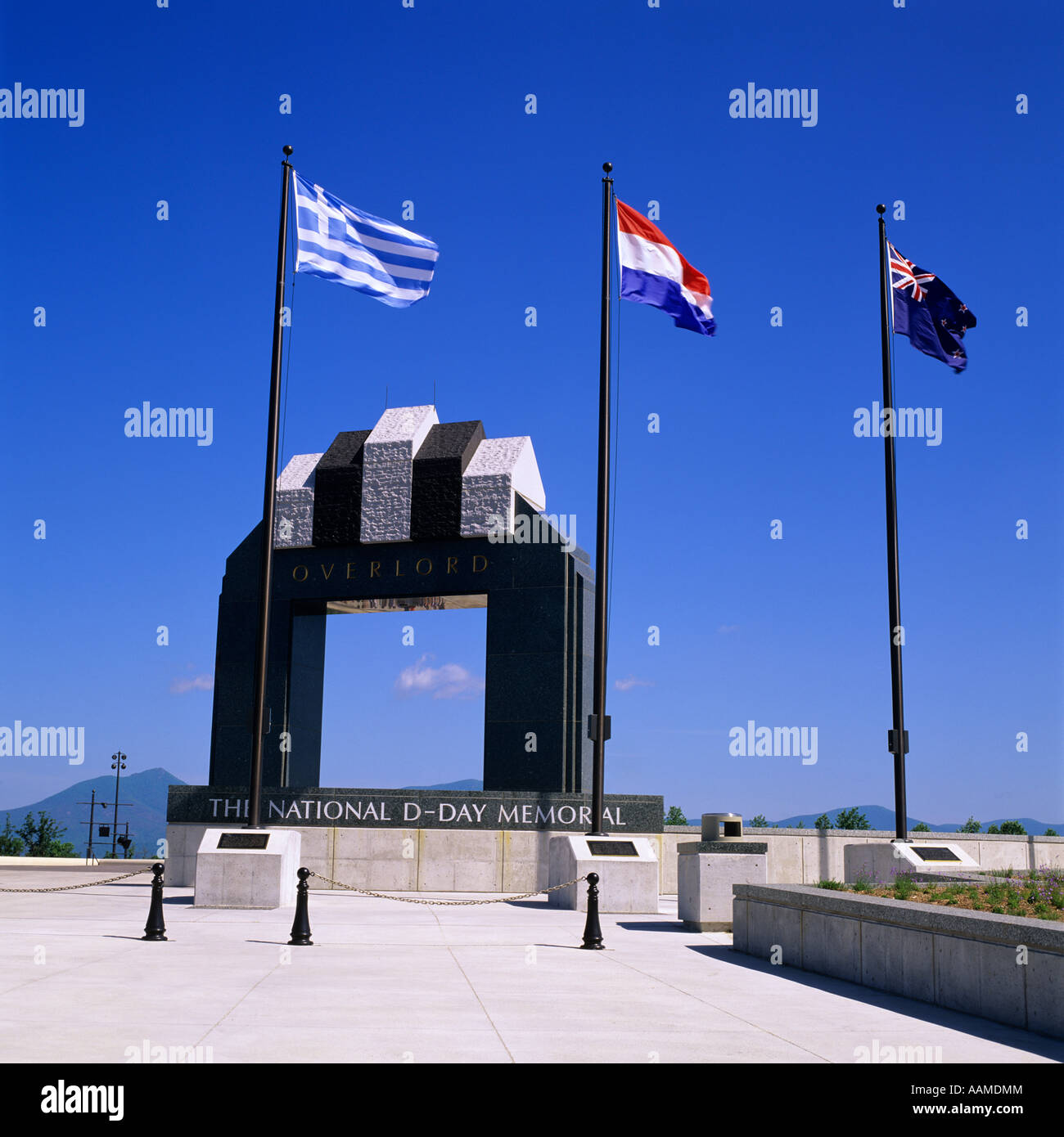 Overlord arch -Fotos und -Bildmaterial in hoher Auflösung – Alamy