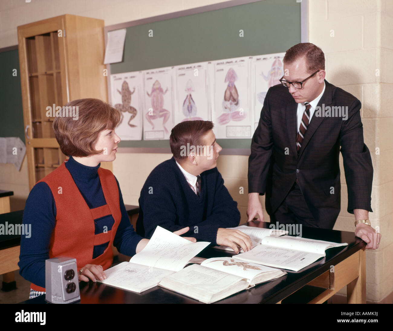 1960s school class -Fotos und -Bildmaterial in hoher Auflösung – Alamy