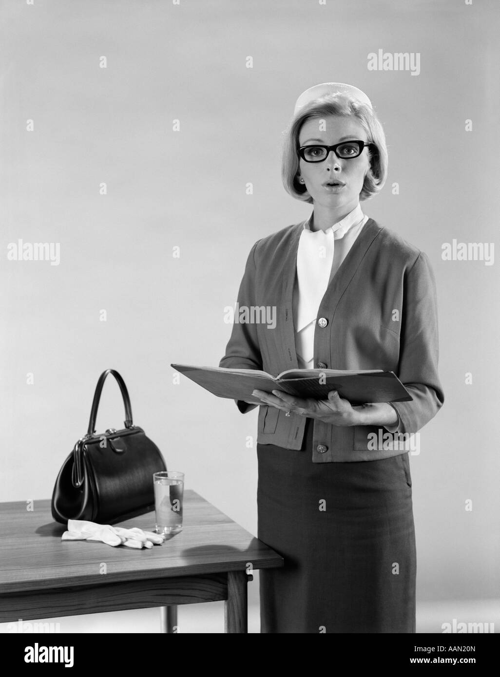 1960s Business Woman Stockfotos und -bilder Kaufen - Alamy
