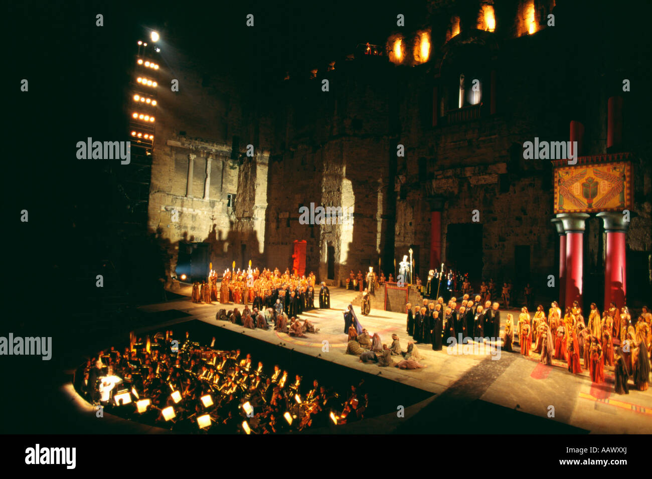 Amphitheater Amphitheatre Orange Theatre Stockfotos und -bilder Kaufen ...