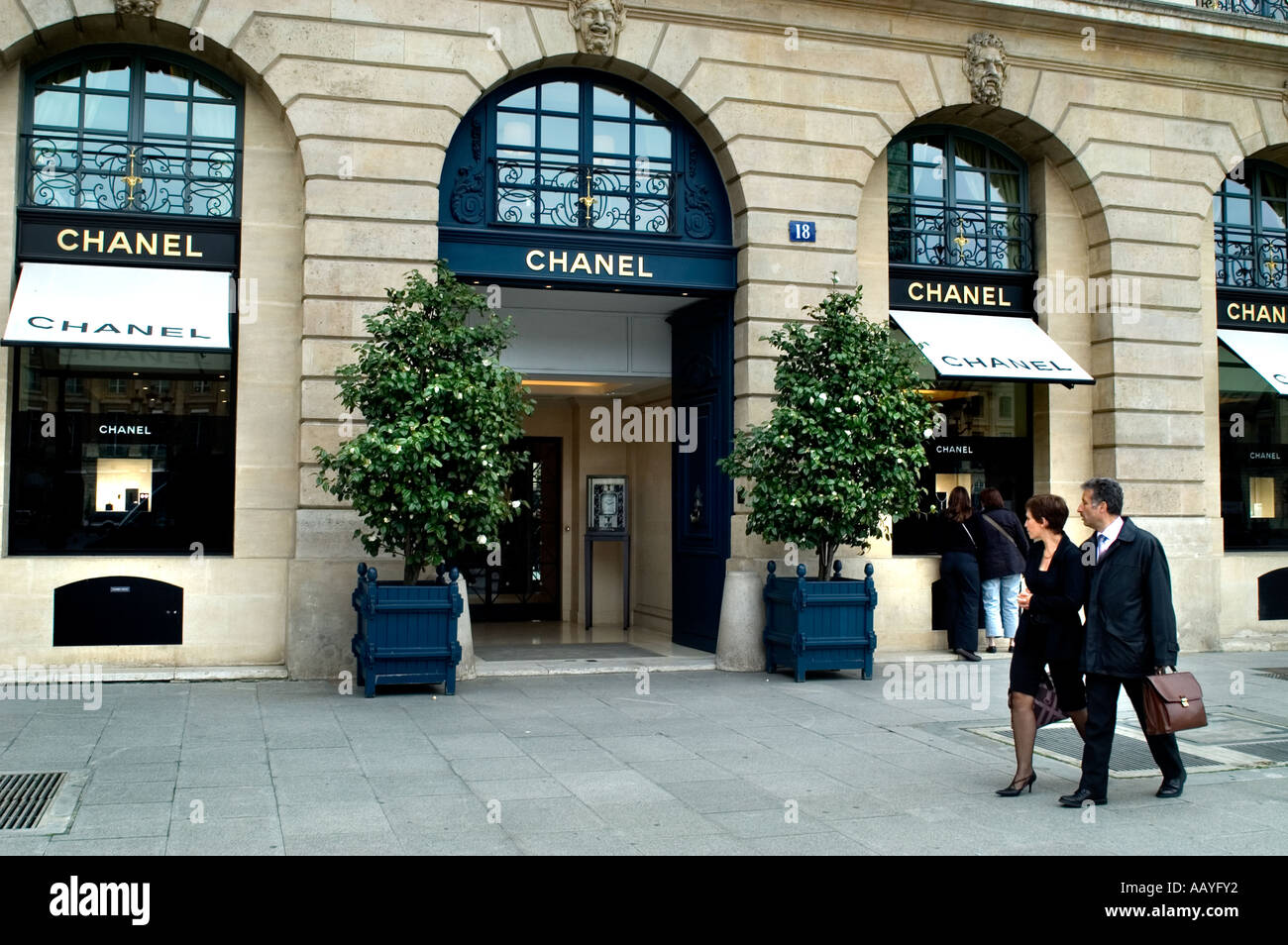 By chanel paris -Fotos und -Bildmaterial in hoher Auflösung – Alamy