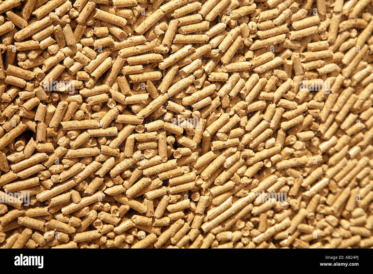 Holz pellets -Fotos und -Bildmaterial in hoher Auflösung – Alamy