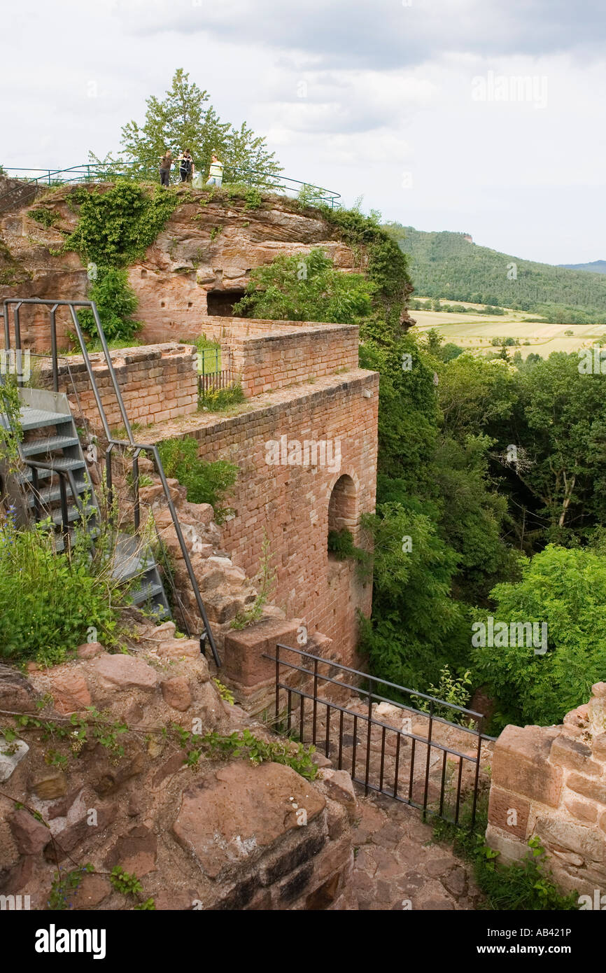 Burg Drachenfels Castle in der Nähe von Busenberg Dahn Pfalz ...