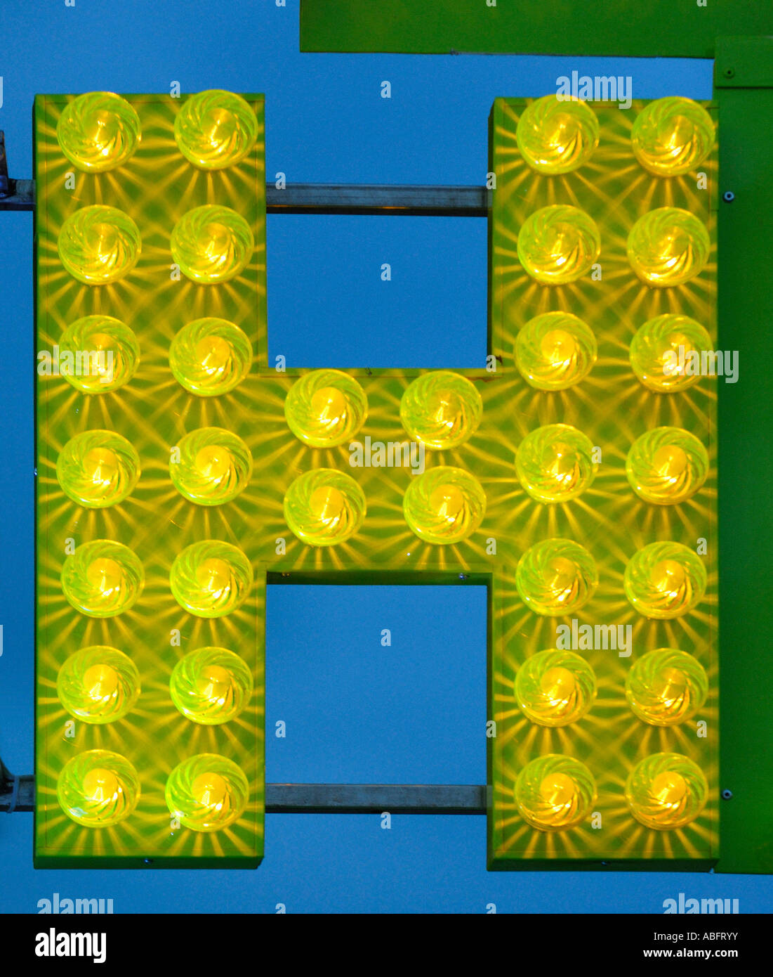 Buchstabe h -Fotos und -Bildmaterial in hoher Auflösung – Alamy