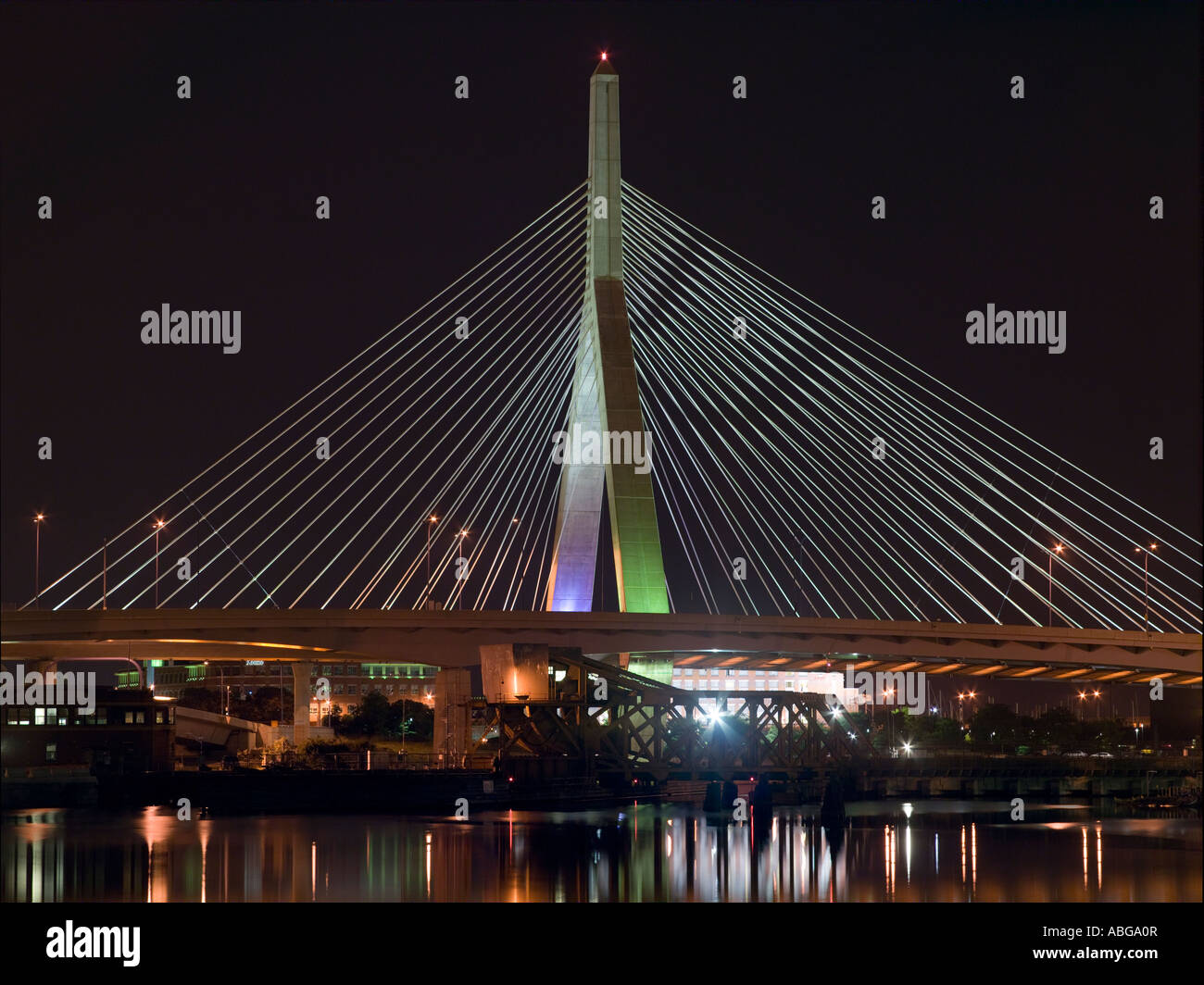Leonard p zakim brücke -Fotos und -Bildmaterial in hoher Auflösung – Alamy