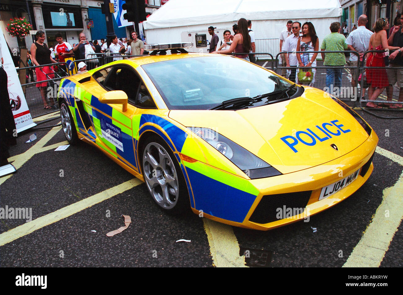 Lamborghini polizeiauto -Fotos und -Bildmaterial in hoher Auflösung – Alamy