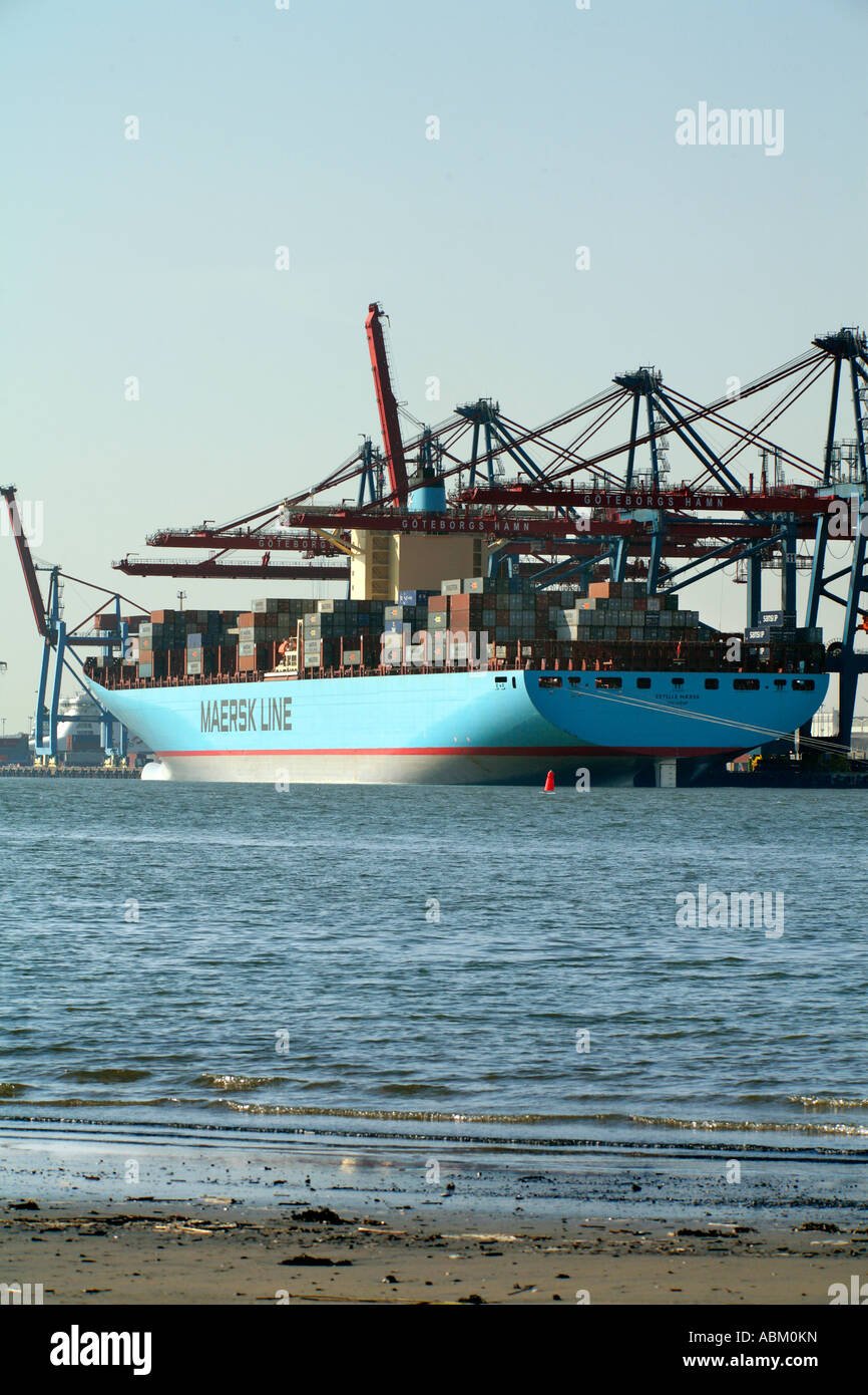 Eines der Welt s größte Containerschiffe Estelle Maersk Göteborg s ...