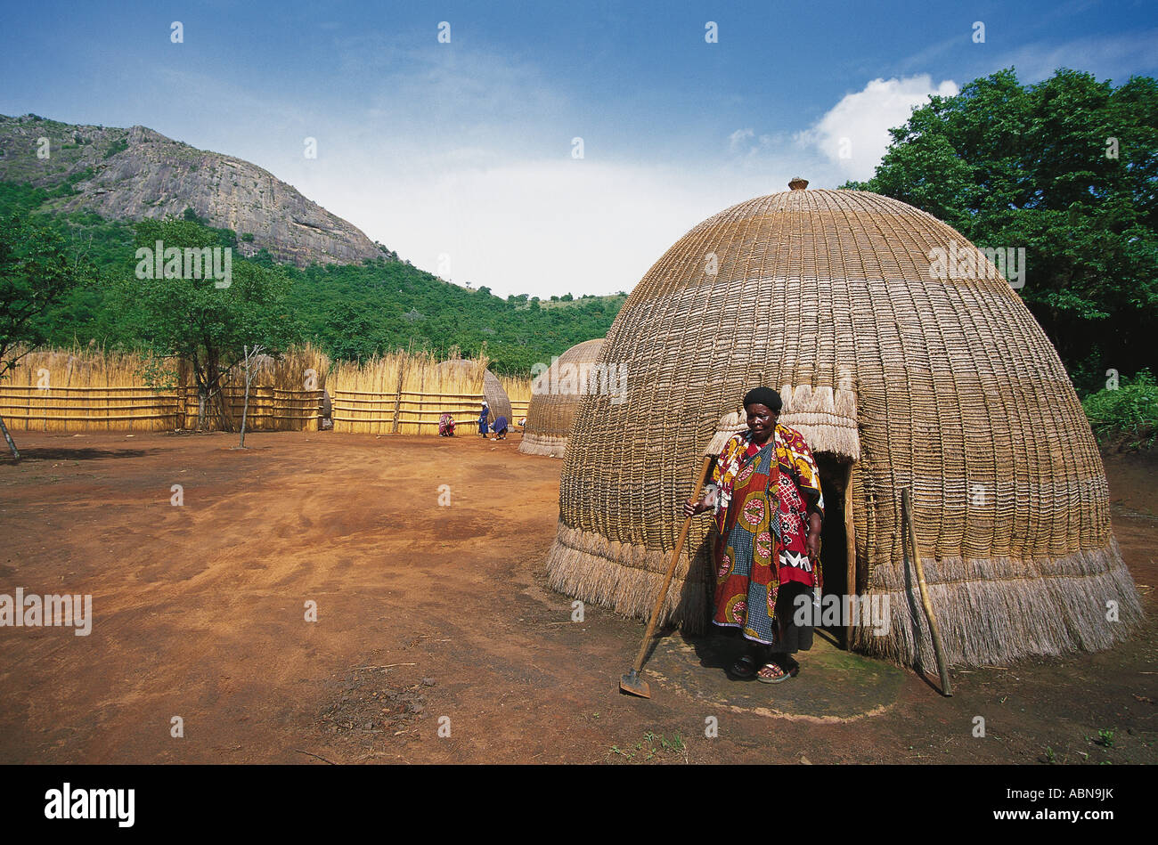 Traditional swazi -Fotos und -Bildmaterial in hoher Auflösung – Alamy