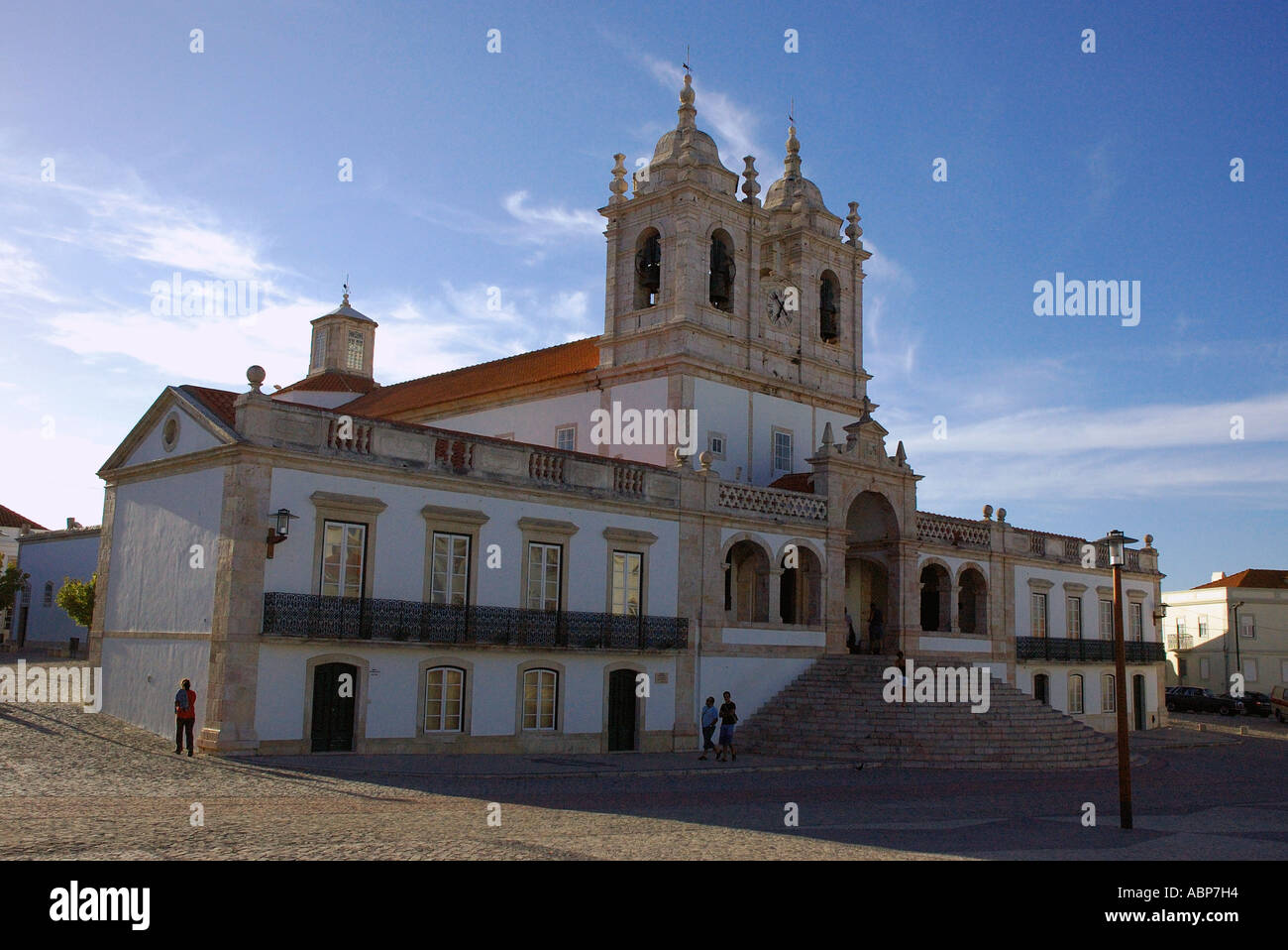 Square sitio nazaré portugal -Fotos und -Bildmaterial in hoher ...