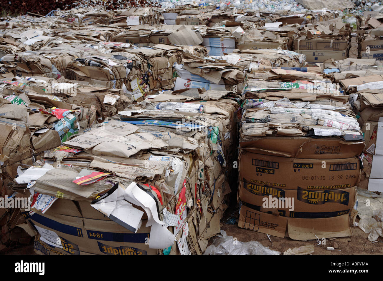 Gebündeltes papier -Fotos und -Bildmaterial in hoher Auflösung – Alamy