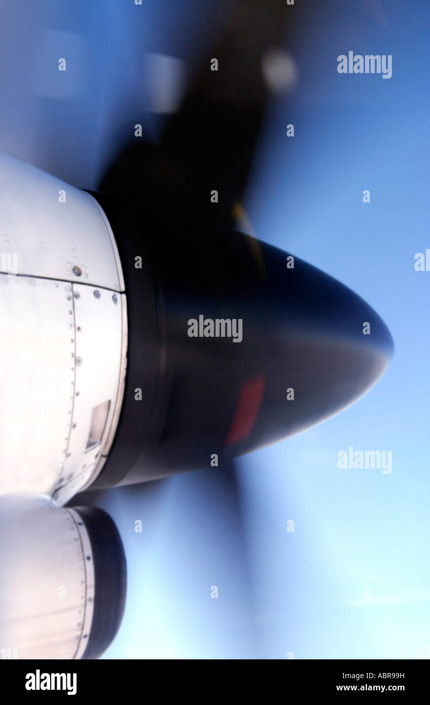 Flugzeug mit propeller drehen -Fotos und -Bildmaterial in hoher ...