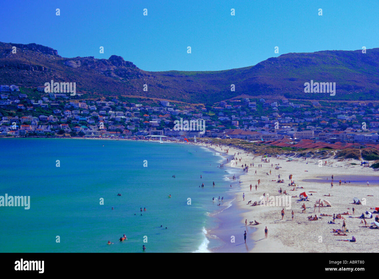 Menschen auf Fish Hoek Bay Strand False Bay Kapstadt Western Cape in ...