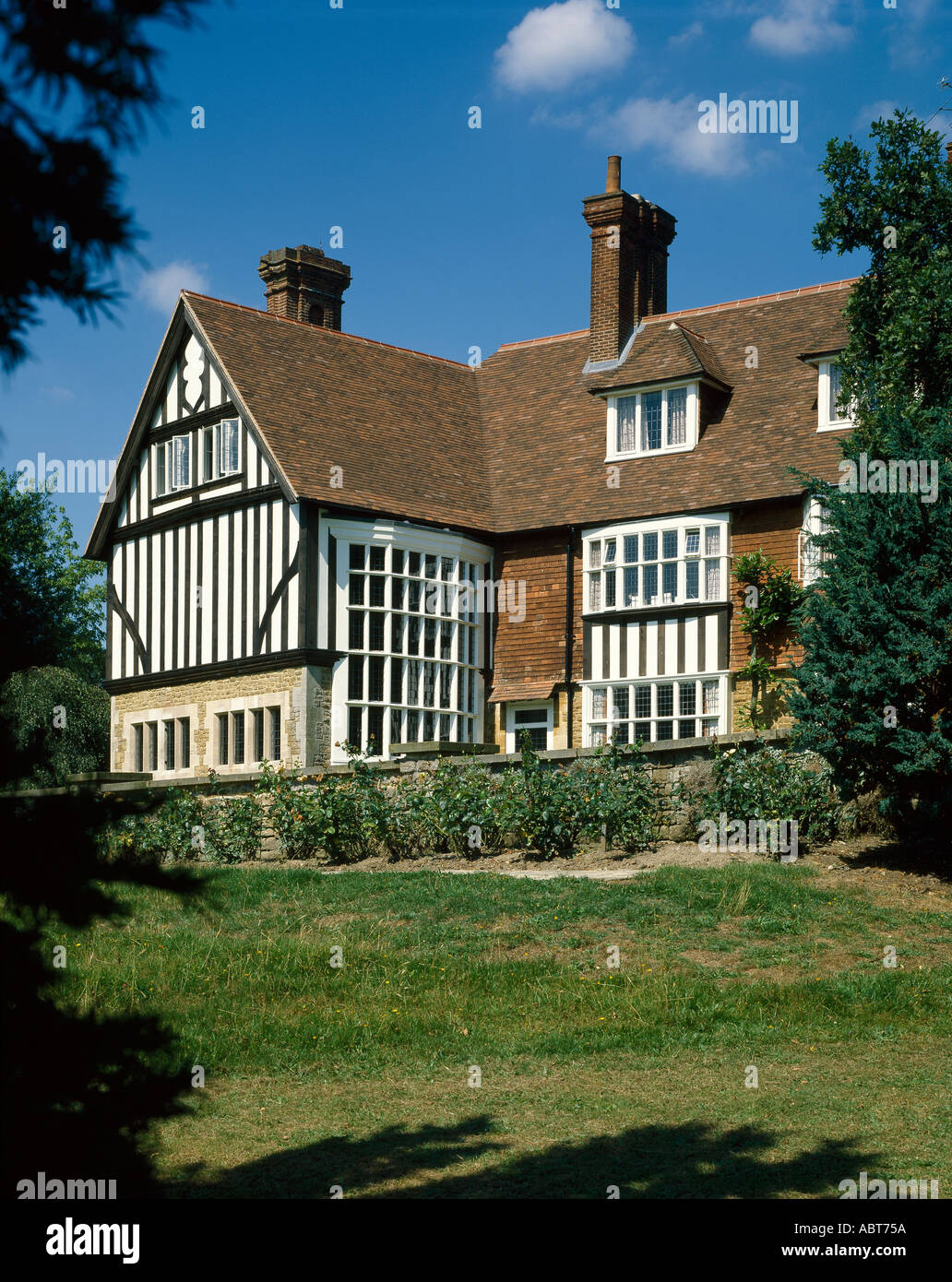 Merrist holzhaus -Fotos und -Bildmaterial in hoher Auflösung – Alamy