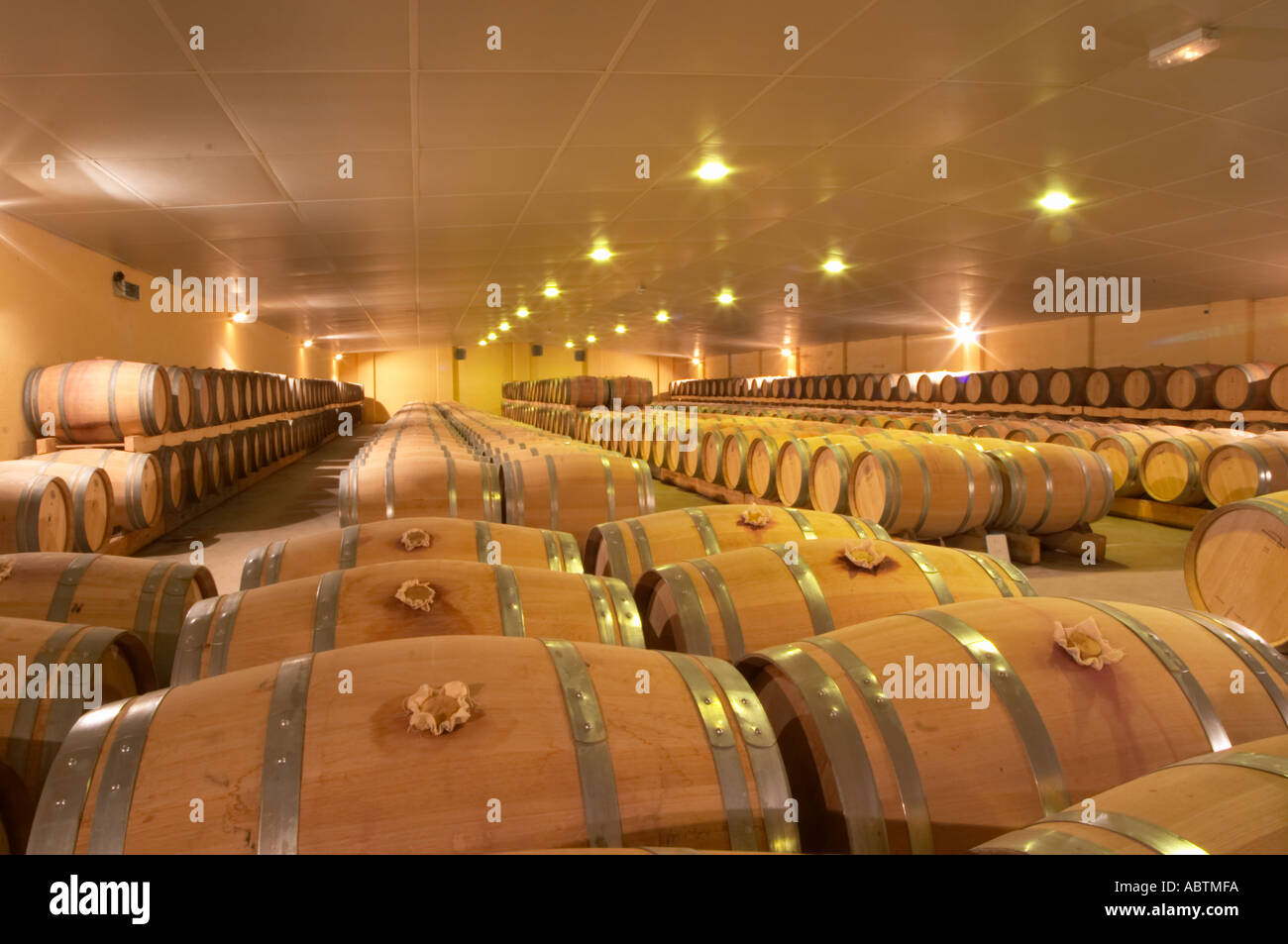 Cotes de bordeaux wein -Fotos und -Bildmaterial in hoher Auflösung – Alamy