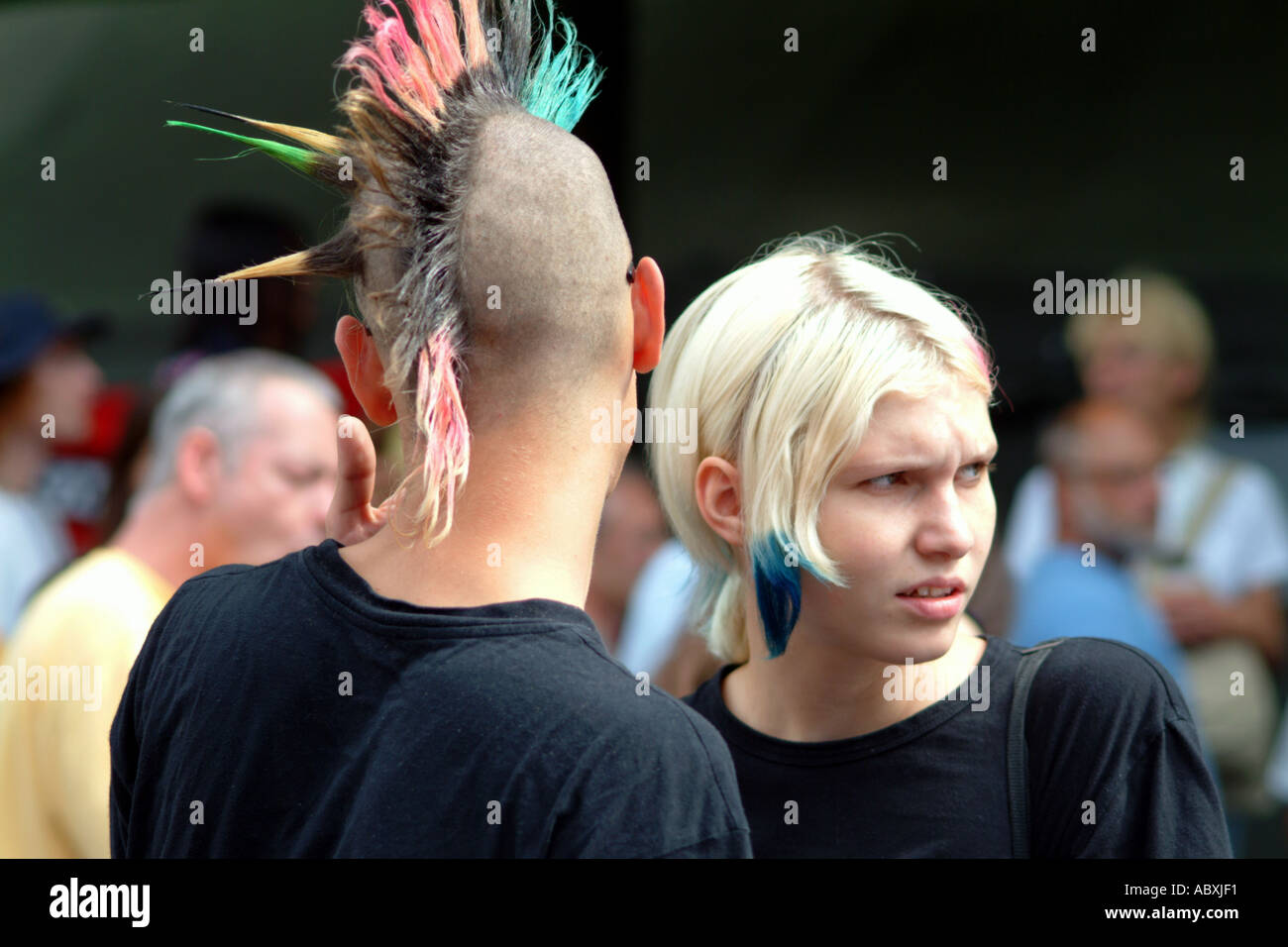 Berlin punks -Fotos und -Bildmaterial in hoher Auflösung – Alamy