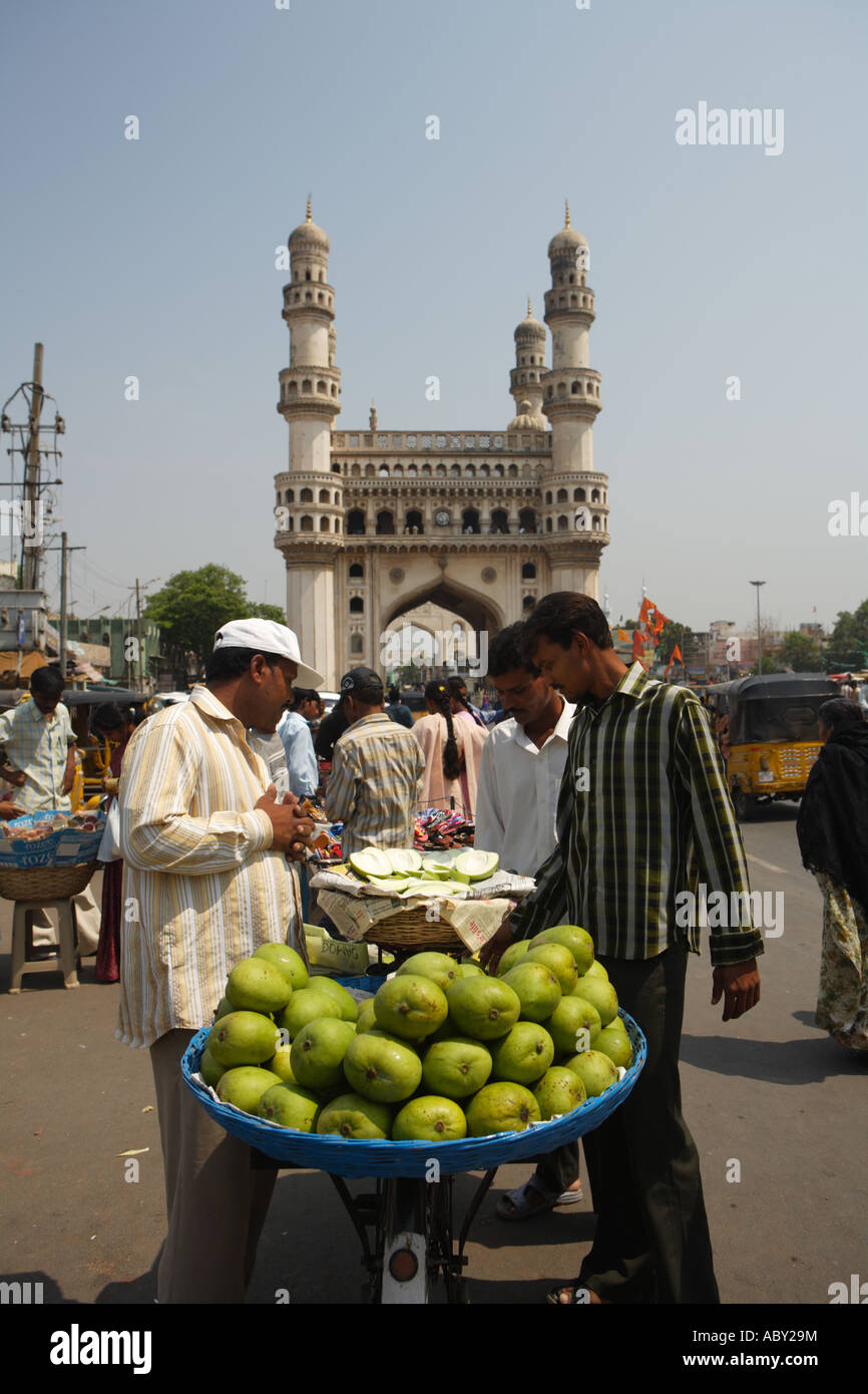 Mekka masjid charminar basar hyderabad -Fotos und -Bildmaterial in ...