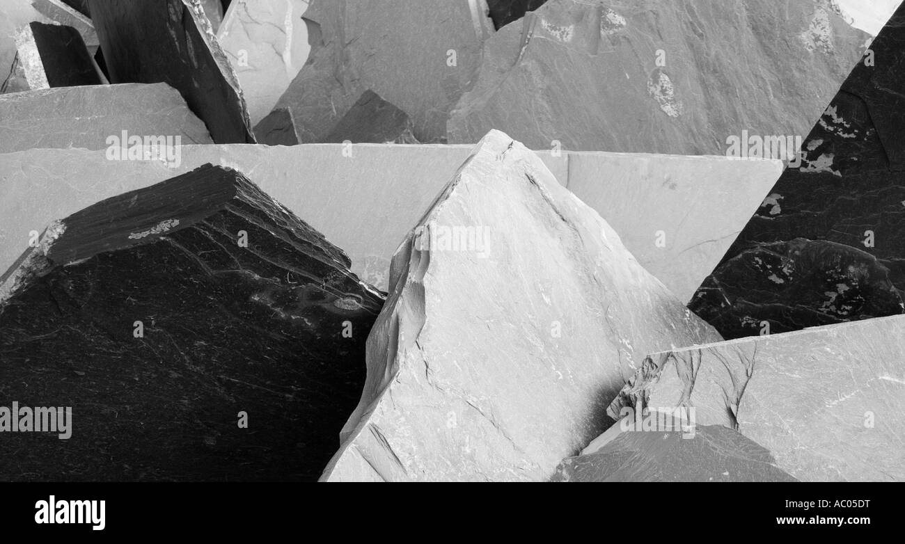 Scharfe felsen schiefer -Fotos und -Bildmaterial in hoher Auflösung – Alamy