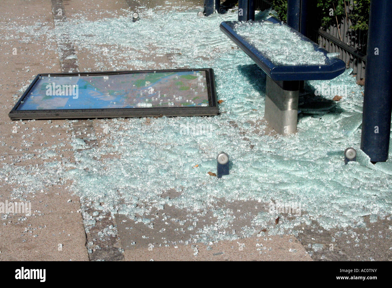 Damage to property -Fotos und -Bildmaterial in hoher Auflösung – Alamy