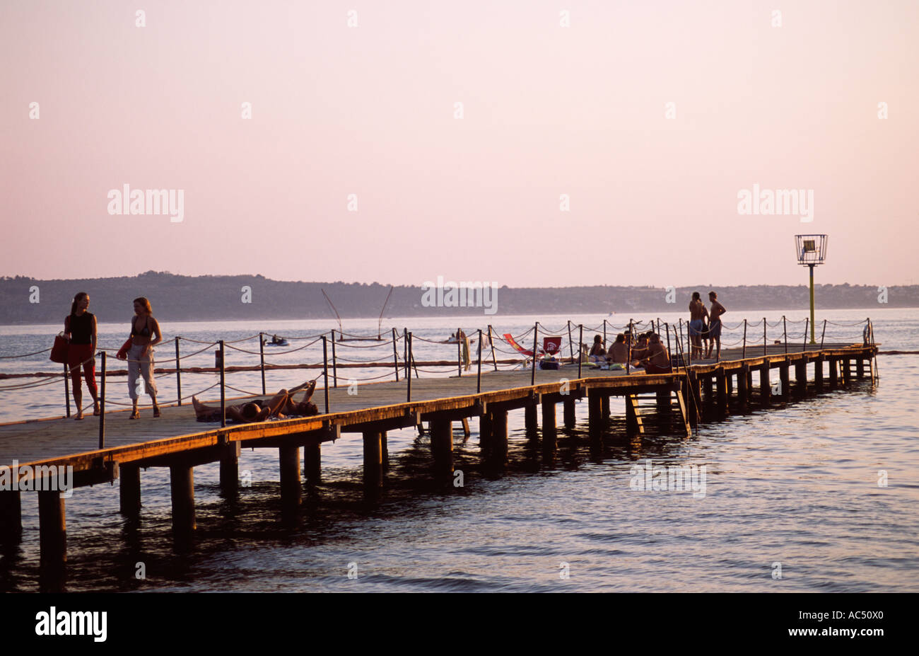 Beach portoroz slovenia -Fotos und -Bildmaterial in hoher Auflösung ...
