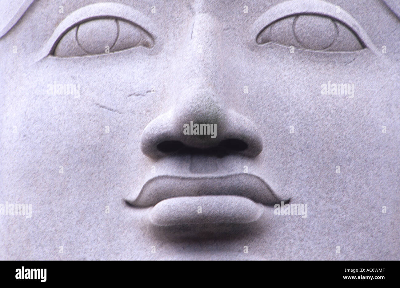 Statue von gomateshvara -Fotos und -Bildmaterial in hoher Auflösung – Alamy