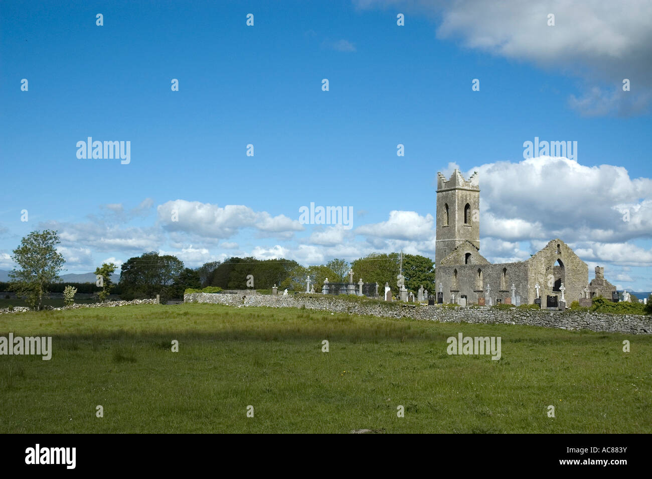 Neale friedhof irland -Fotos und -Bildmaterial in hoher Auflösung – Alamy