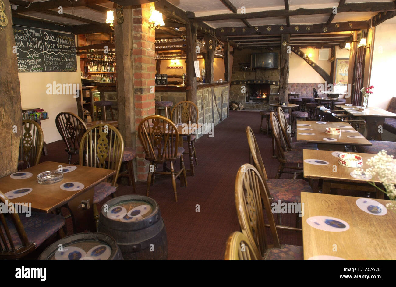 English public house -Fotos und -Bildmaterial in hoher Auflösung – Alamy