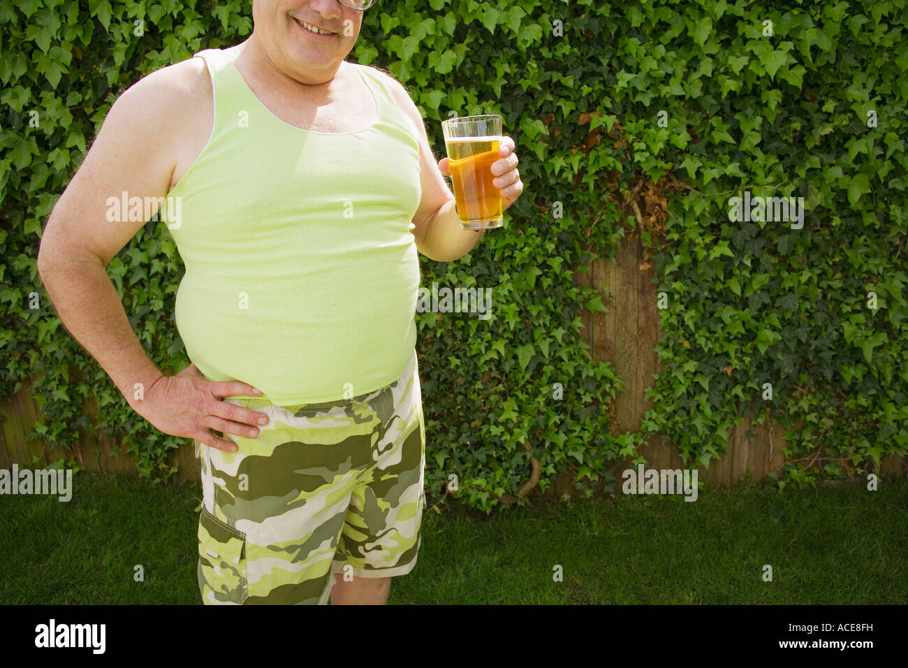 Beer Belly Man Stockfotos & Beer Belly Man Bilder - Alamy