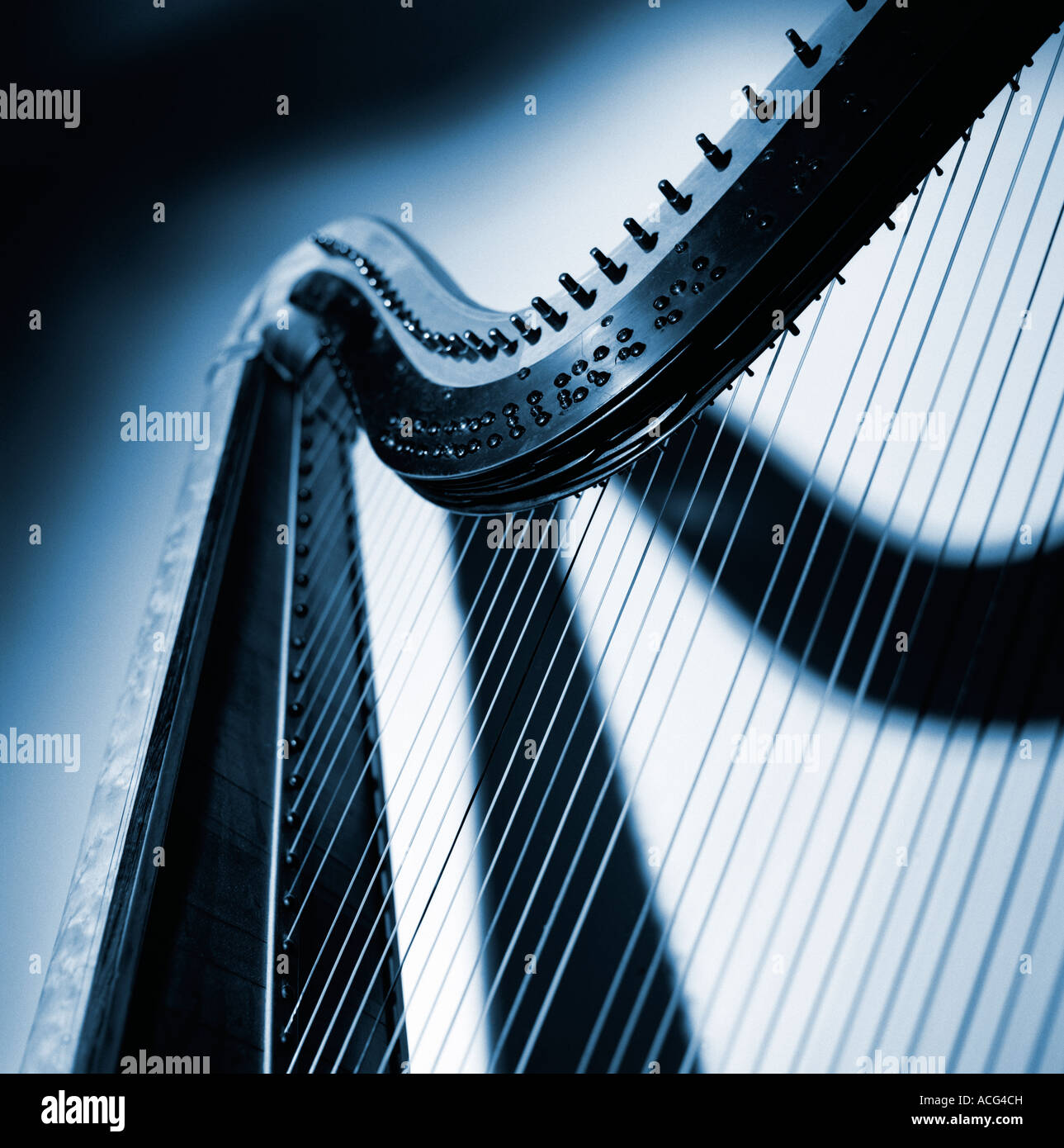 Die harfe -Fotos und -Bildmaterial in hoher Auflösung – Alamy