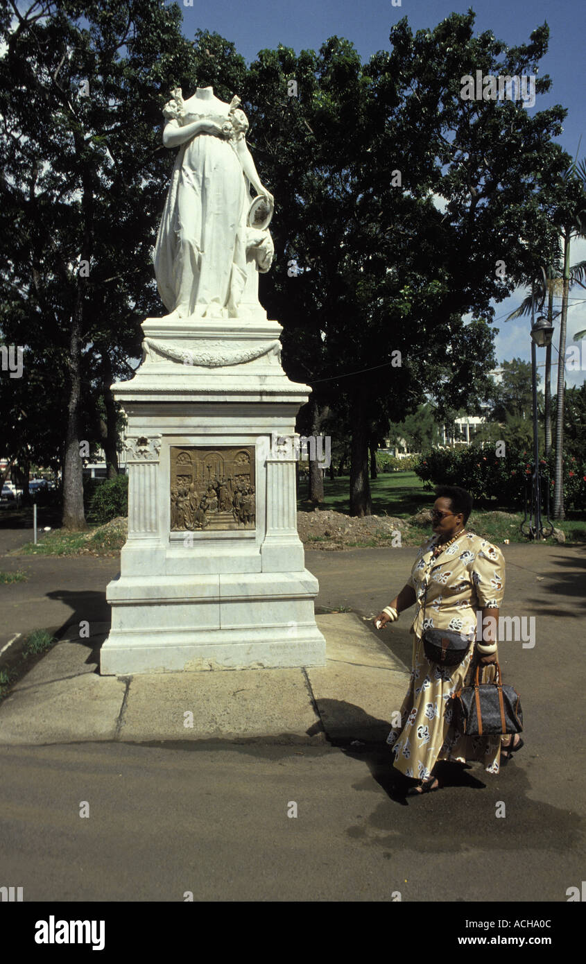 Kaiserin Josephine s kopflose Statue Fort de France Martinique Karibik ...