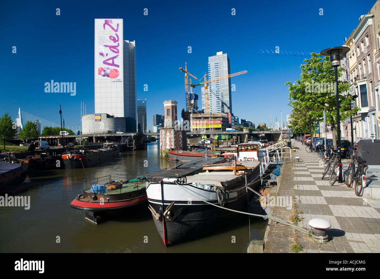 Boote und schiffe auf dem rotterdam Stockfotos und -bilder Kaufen - Alamy