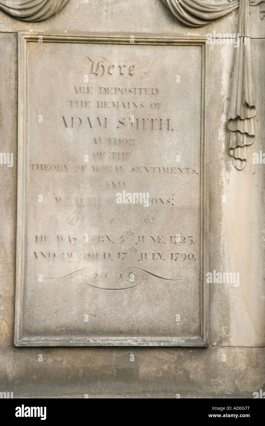 Das Grab von Adam Smith in Edinburgh, Schottland Stockfotografie - Alamy
