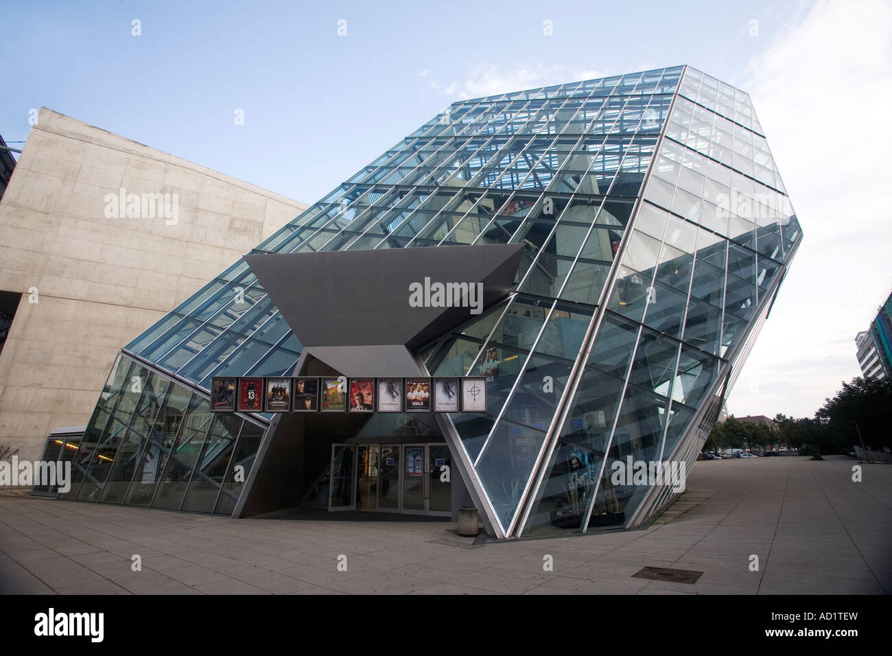 Ufa cinema palace -Fotos und -Bildmaterial in hoher Auflösung – Alamy